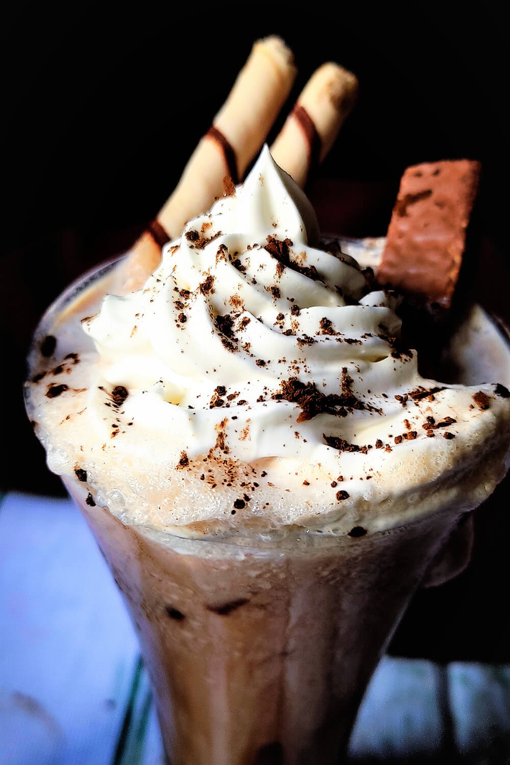 The Best Chocolate Milkshake Recipe in Just 2 Minutes